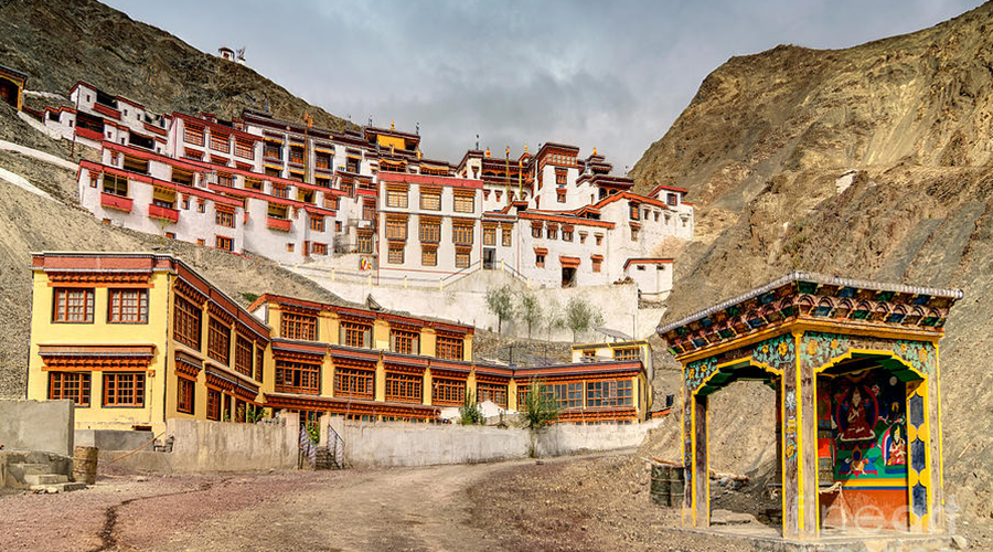 Alchi Monastery Leh Ladakh – History, Architecture & Travel Guide